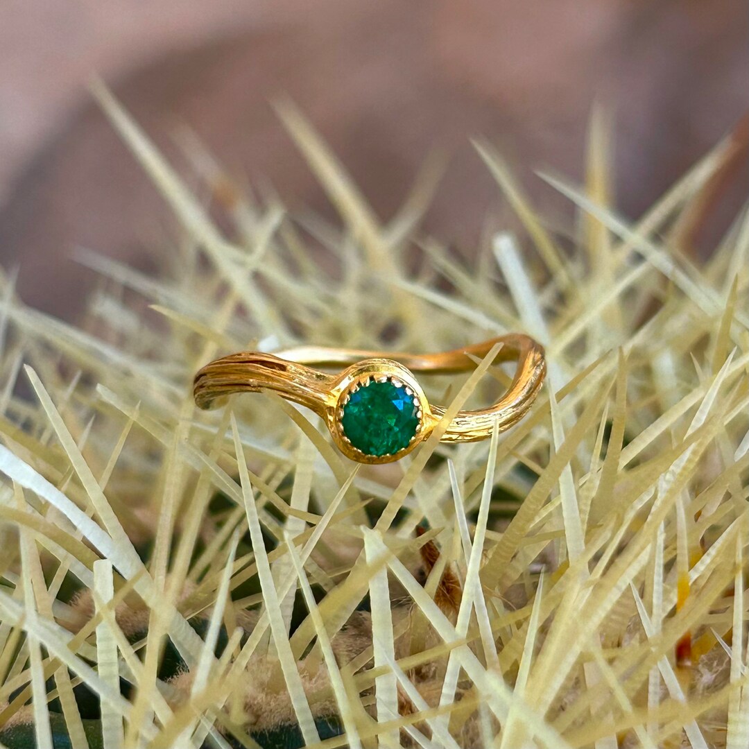 Tsavorite Ring, Gold 18k, Gold Ring, Tsavorite Jewelry, Organic Design ...