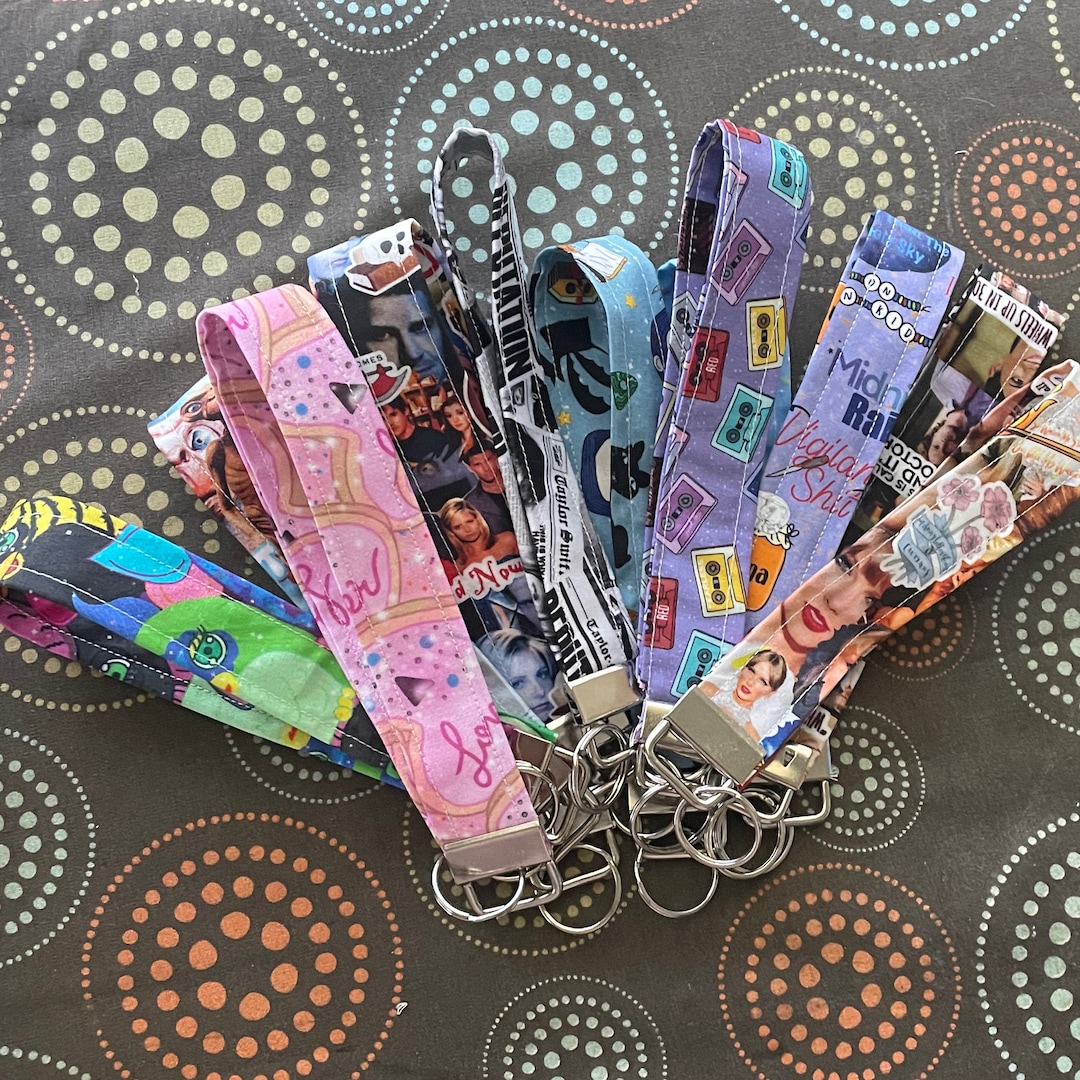Wristlets Inspired by Tay - Etsy