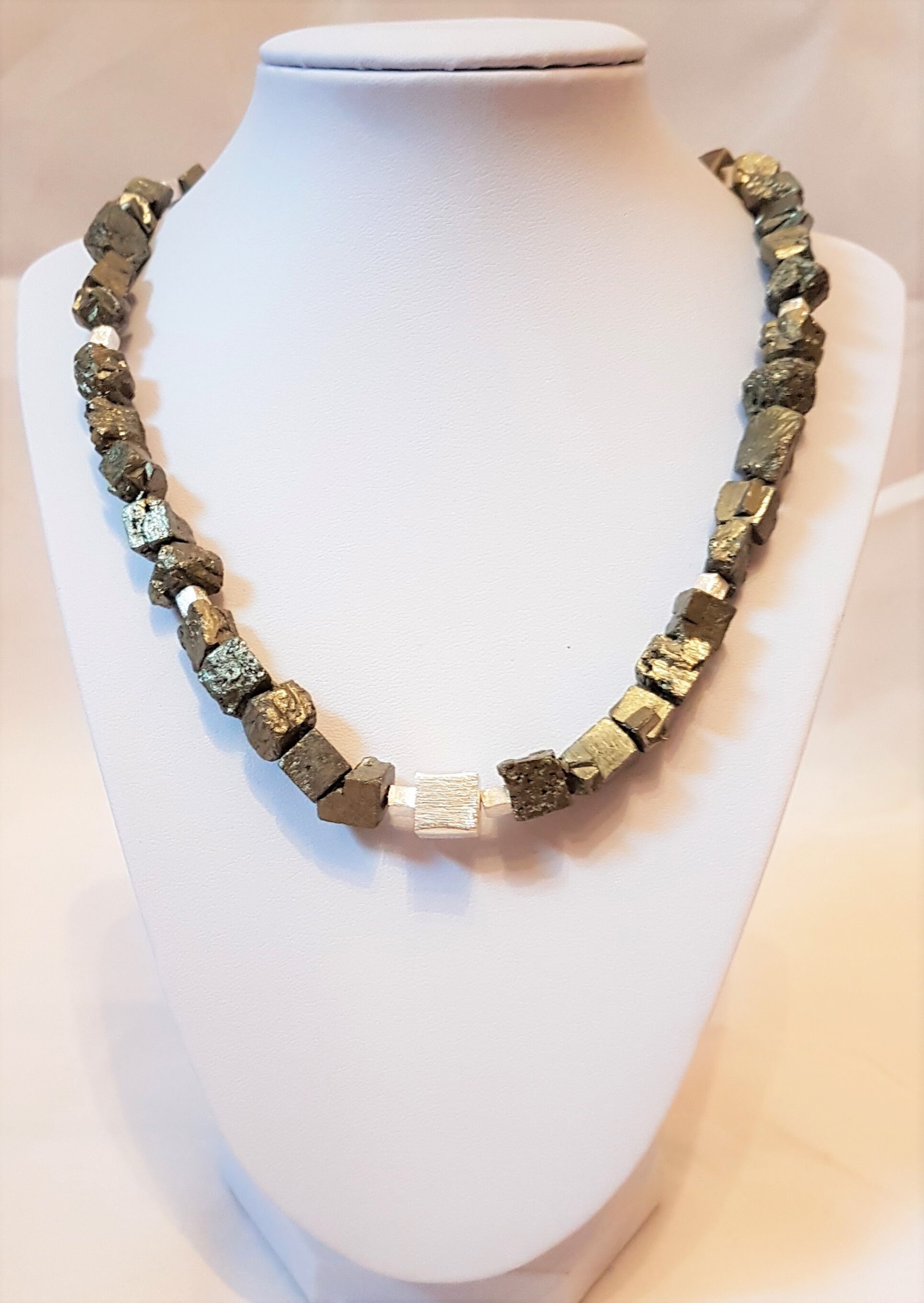 Cadena de pirita única y hermosa como pieza única - Etsy España