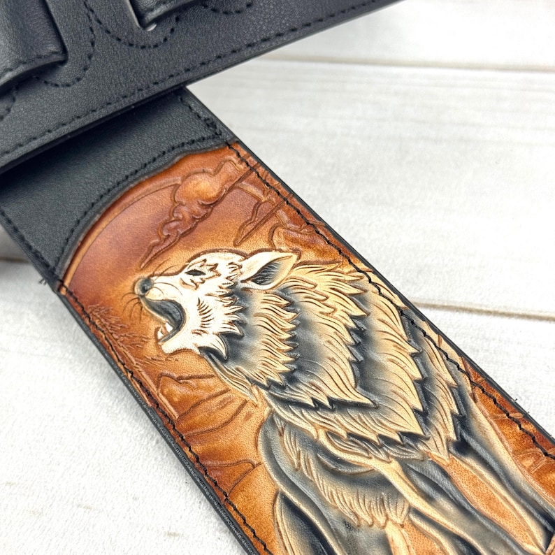 Walker and Williams CVG-WL-T Hand Carved Latigo Tan Howling Timber Wolf ...