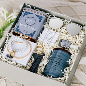 Women's Gift Box Complete Womens Gift Set Bridesmaid | Etsy