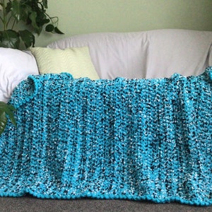 Turquoise Textured Crochet Throw Blanket, Kids Room, Blue Decor Bedding ...