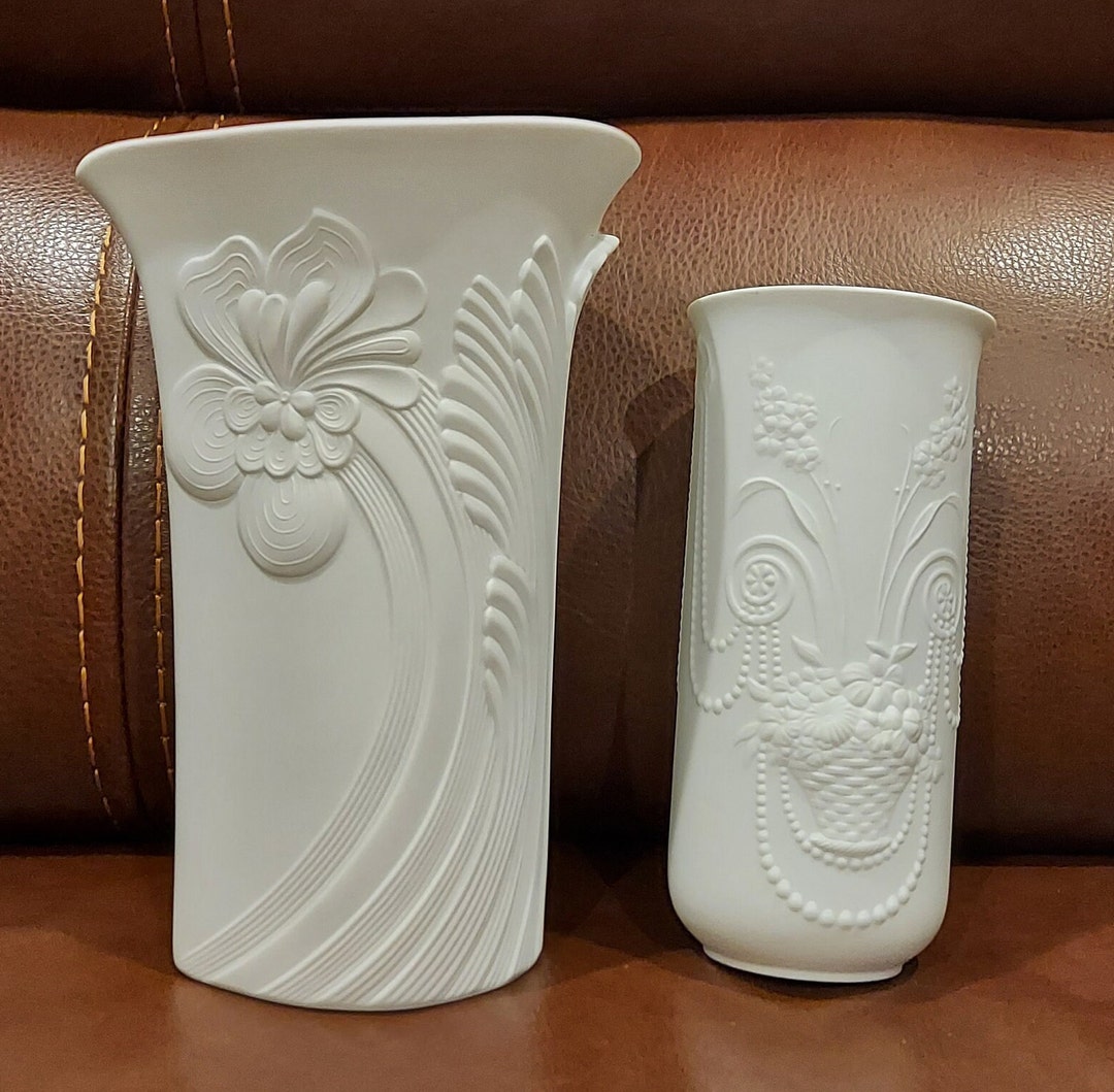 Mid Century Bisque Porcelain Vase A.K. Kaiser Manfred Frey Artist ...