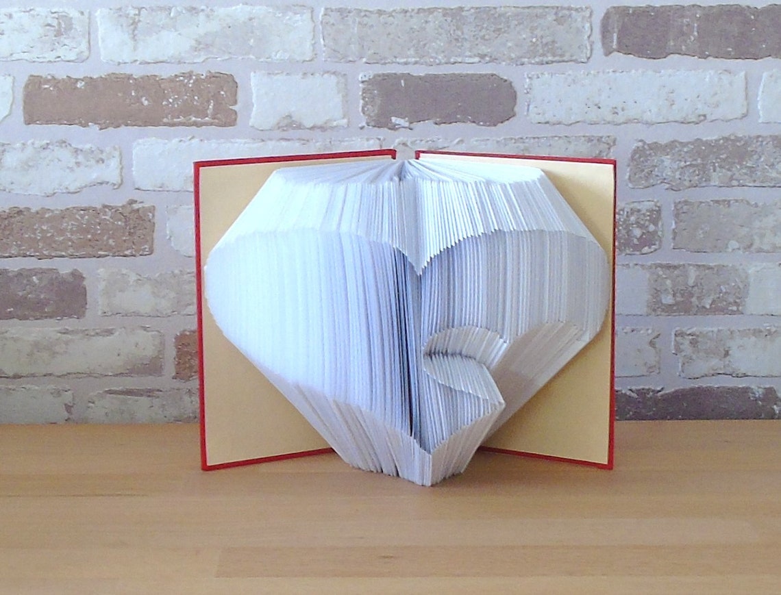 Libro doblado Corazón en el corazón en un cuaderno a mano / | Etsy España