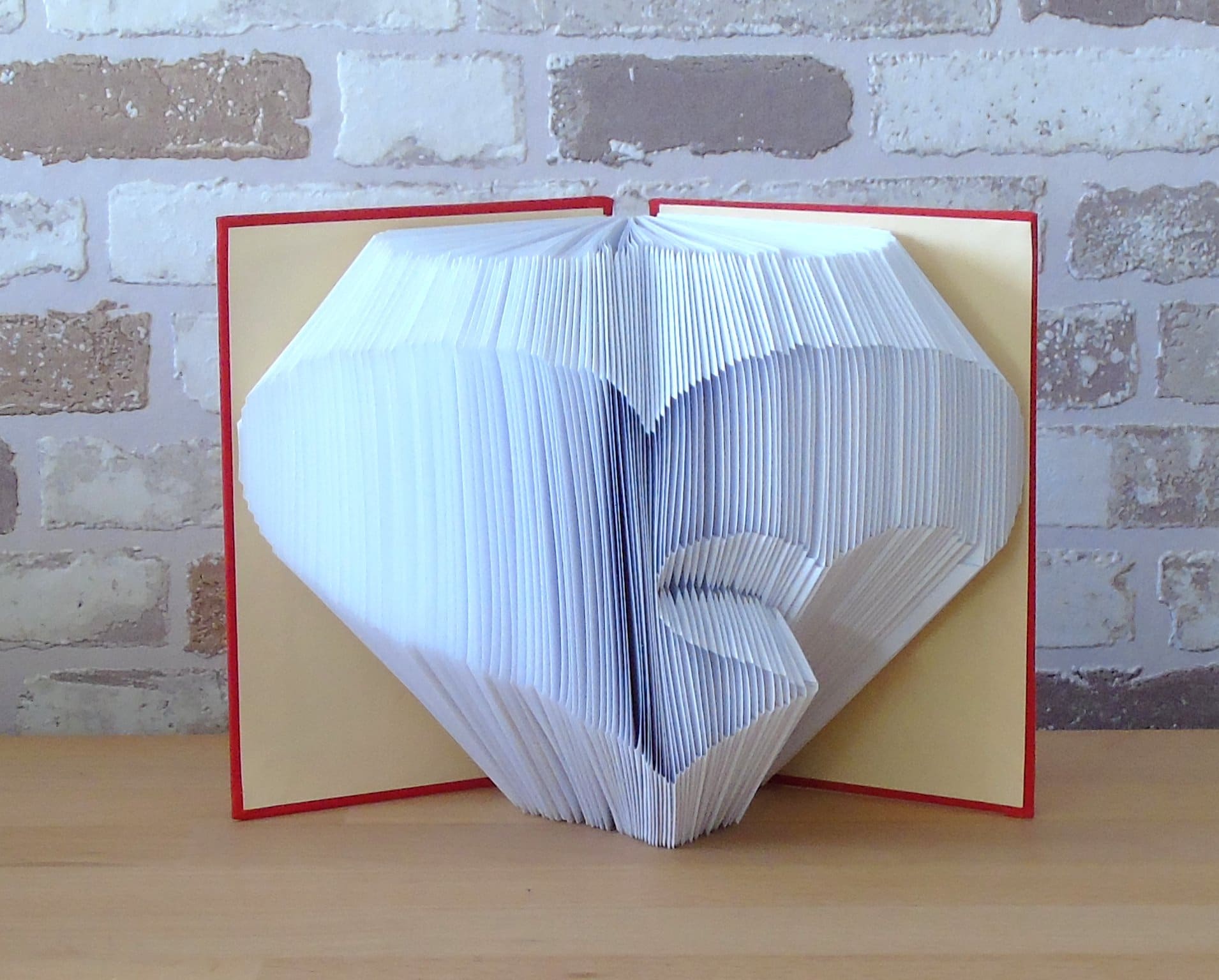 Libro doblado Corazón en el corazón en un cuaderno a mano / | Etsy España