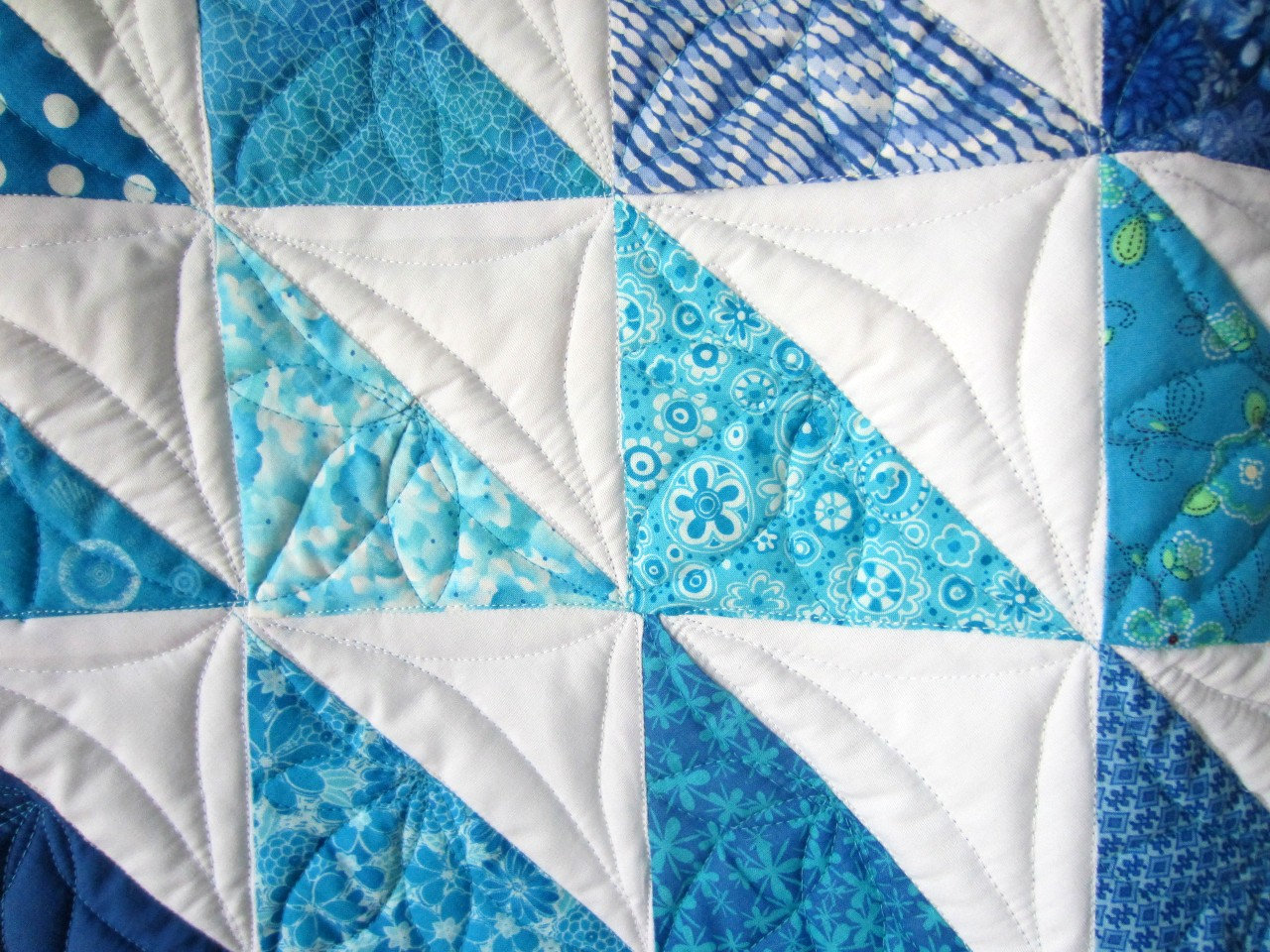 Blue and White Half Square Triangle Quilted Throw, Modern Lap, Sofa or ...