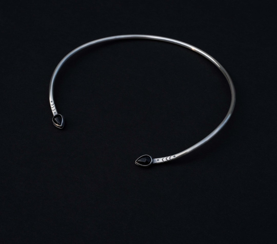 Black Onyx and Sterling Silver Collar Necklace, Modern Torc Necklace - Etsy