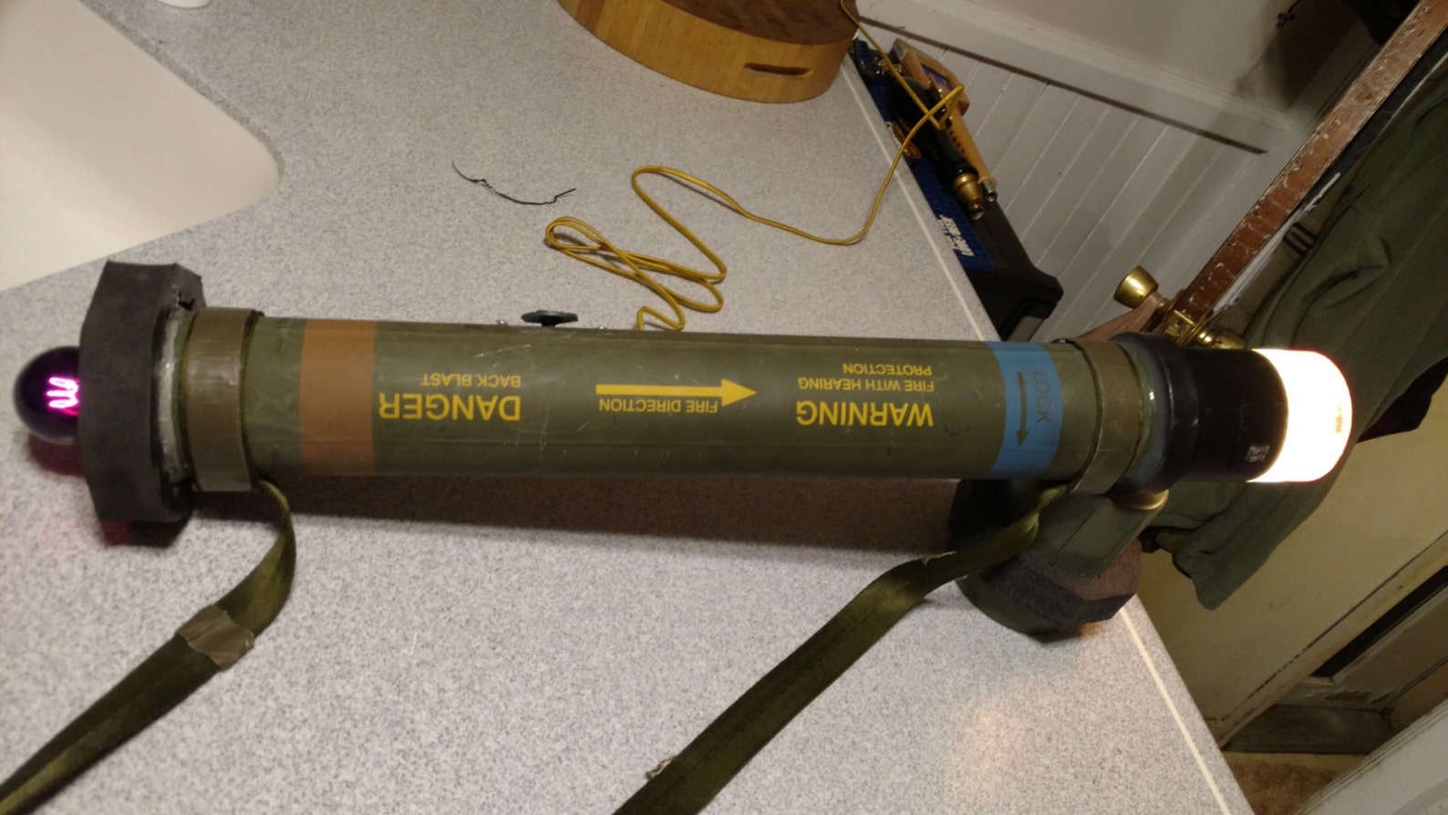 Shoulder-launched Multipurpose Assault Weapon SMAW Accent Lamp, Cos ...