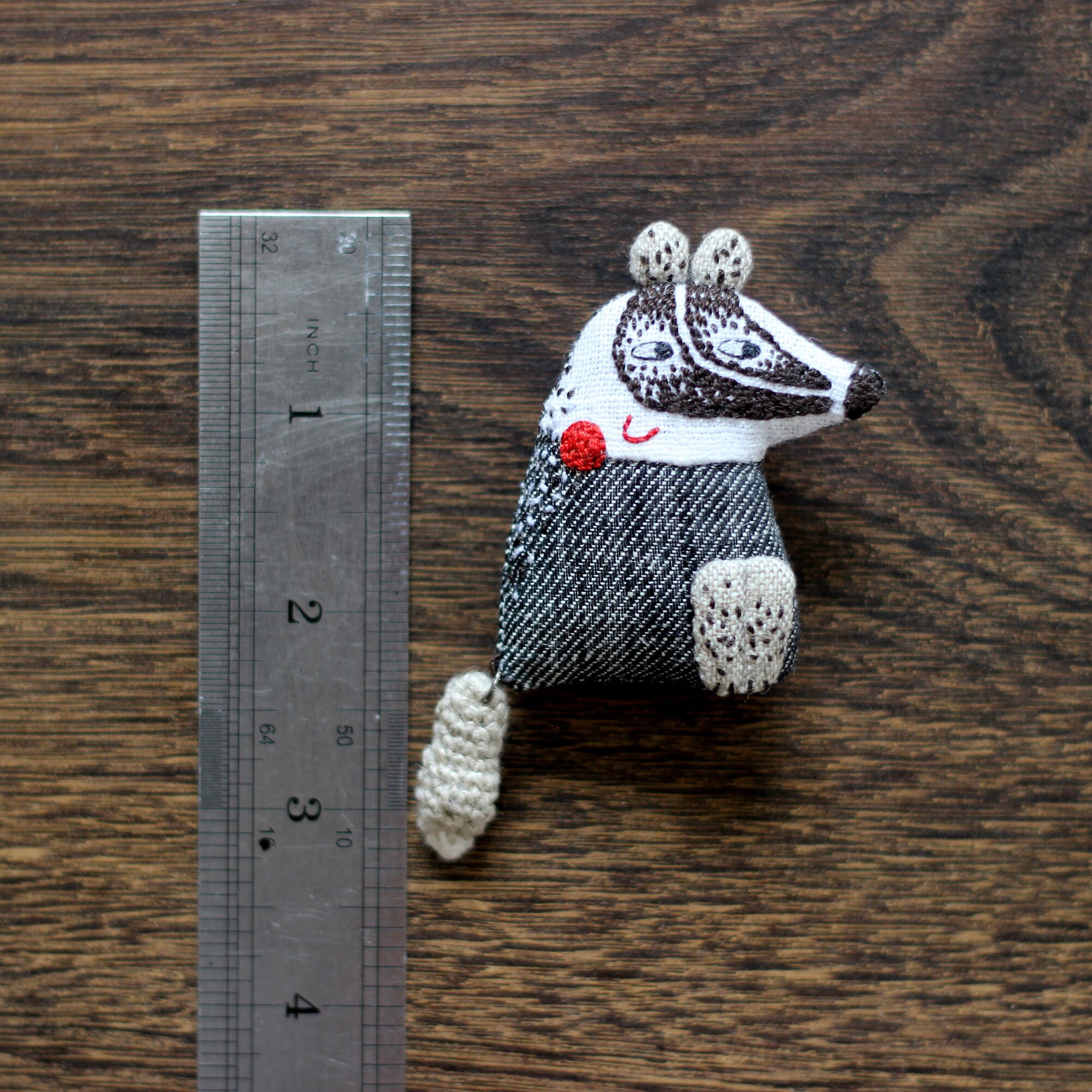 Badger Brooch Animal Jewelry Linen Brooch Miniature Badger - Etsy India