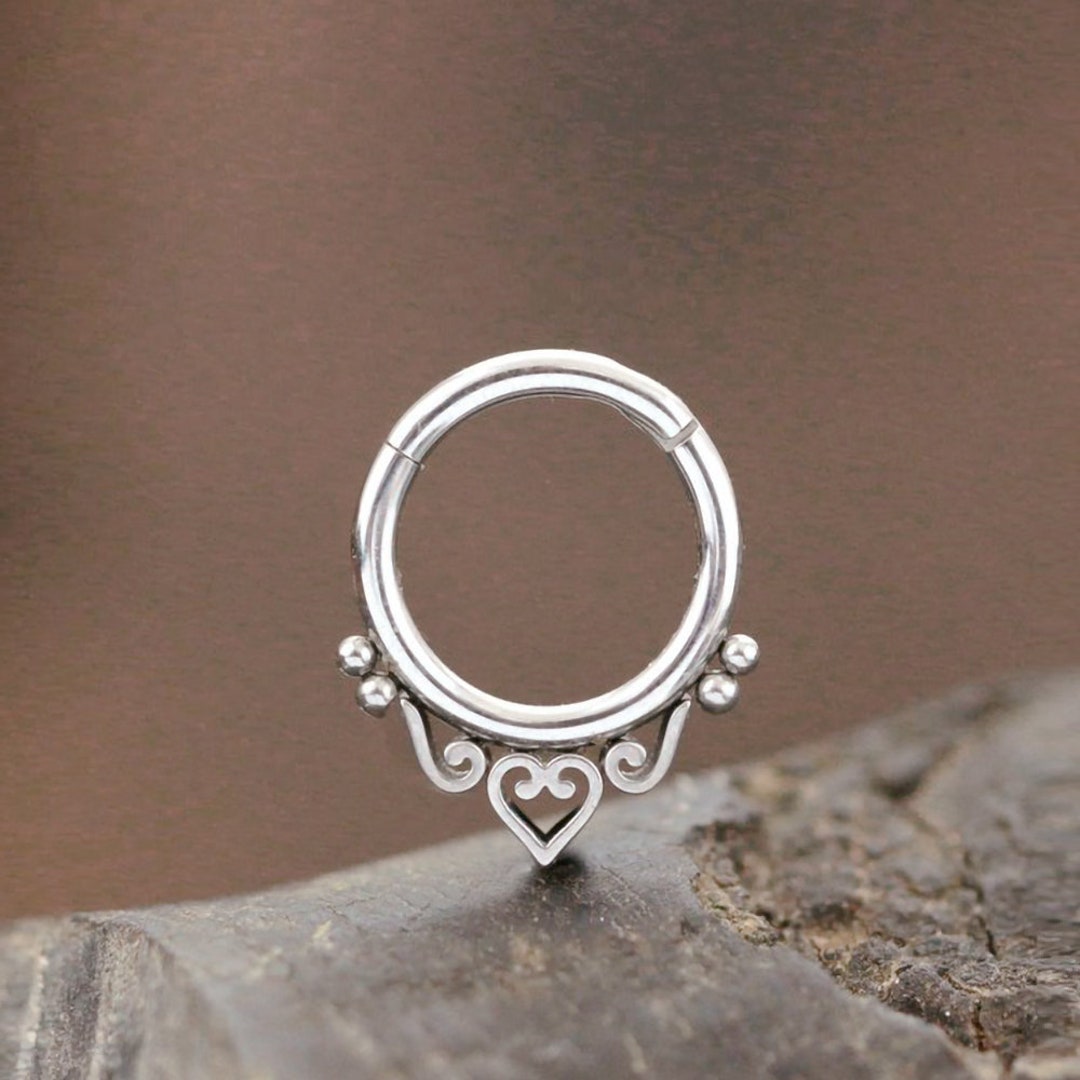 Minimalist Mandala-inspired Septum in 316L Steel Silver Look zura 1.2mm ...