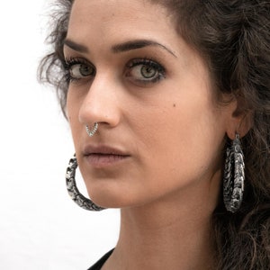 925 Silver Teardrop Septum Ring - Cybernetic Alien Xenomorph Clicker ...