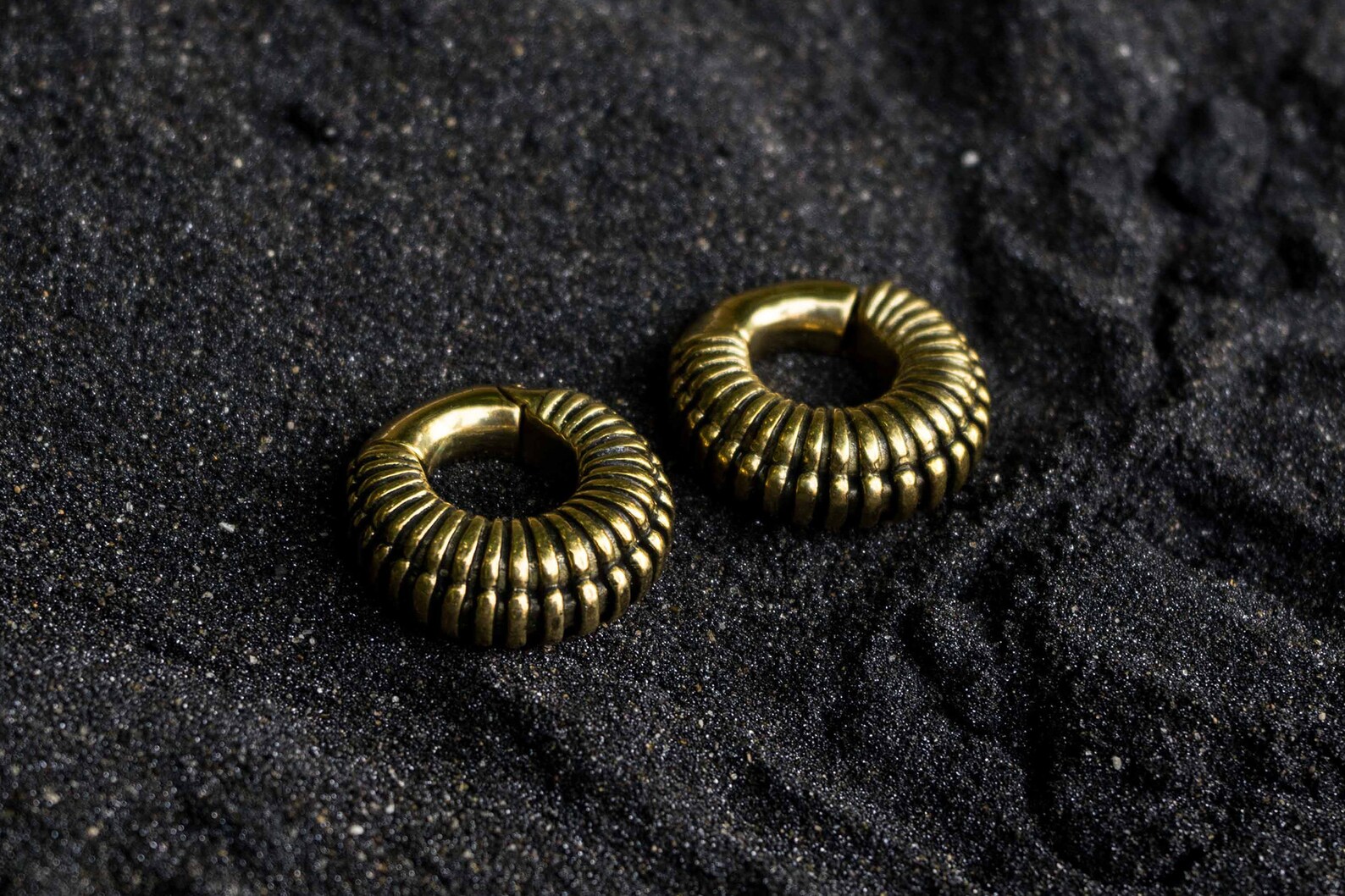 Circle weights Heavy ear weights Ear hangers Gold ear | Etsy