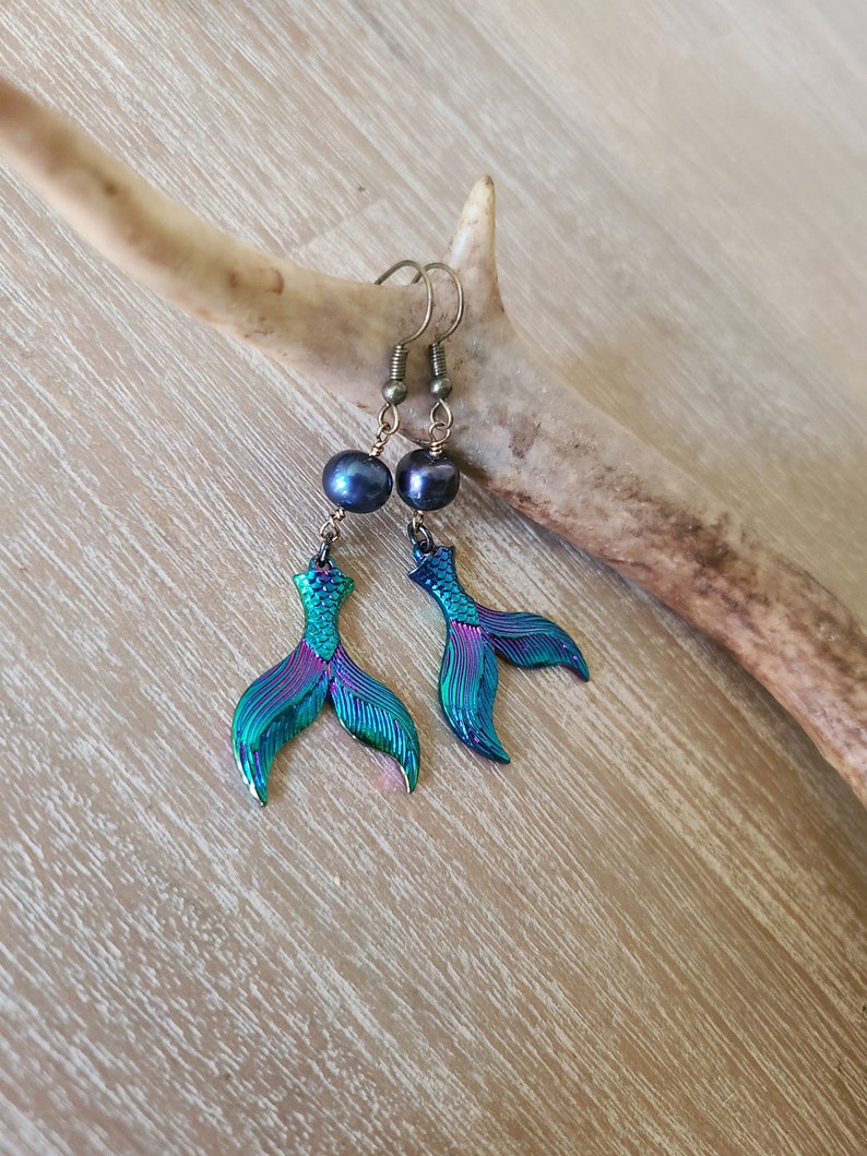 Black Pearl Mermaid Tail Earrings - Etsy