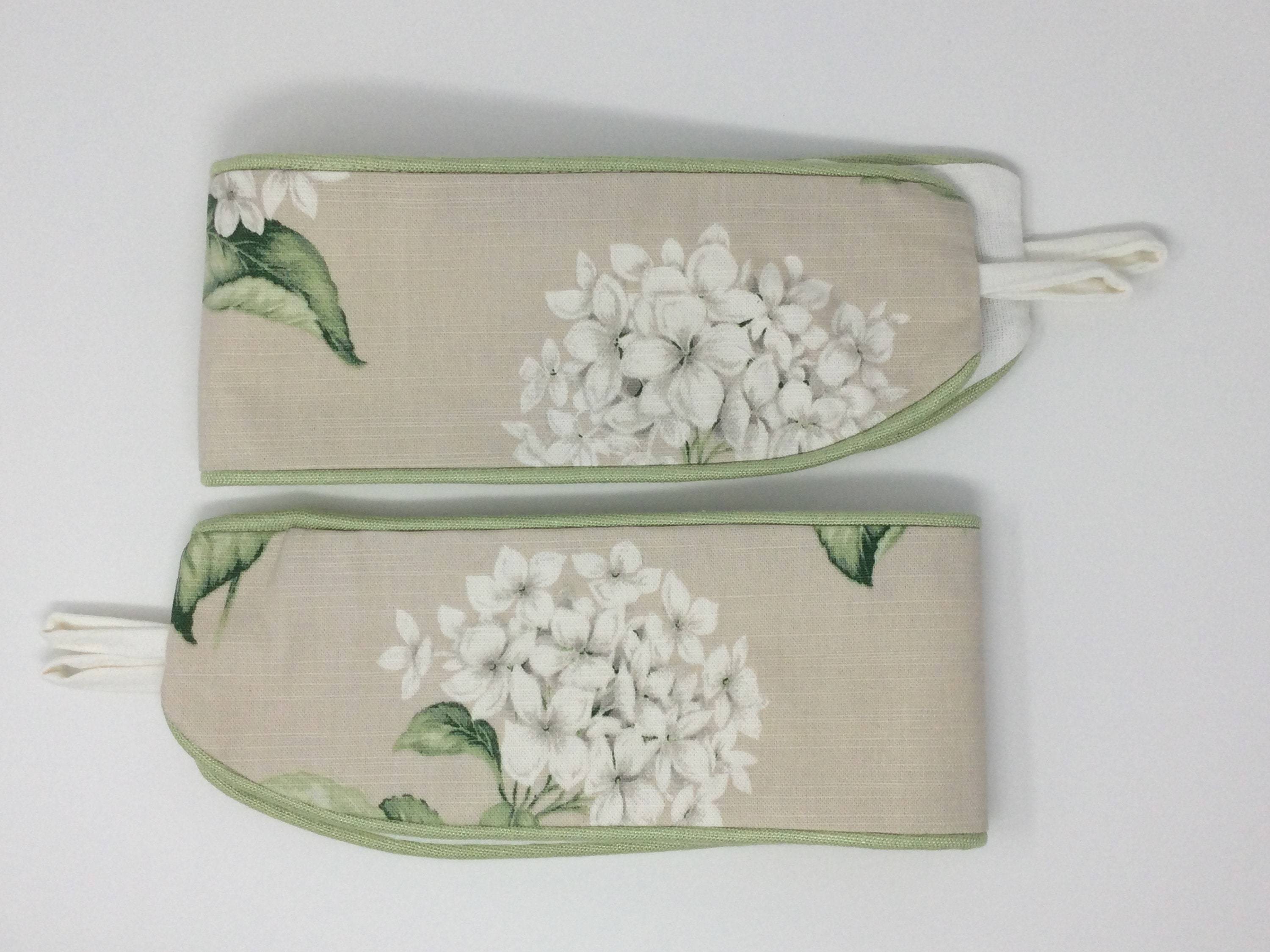 Laura Ashley Heligan Hydrangea Linen Handmade Pair of Curtain Tie Backs ...