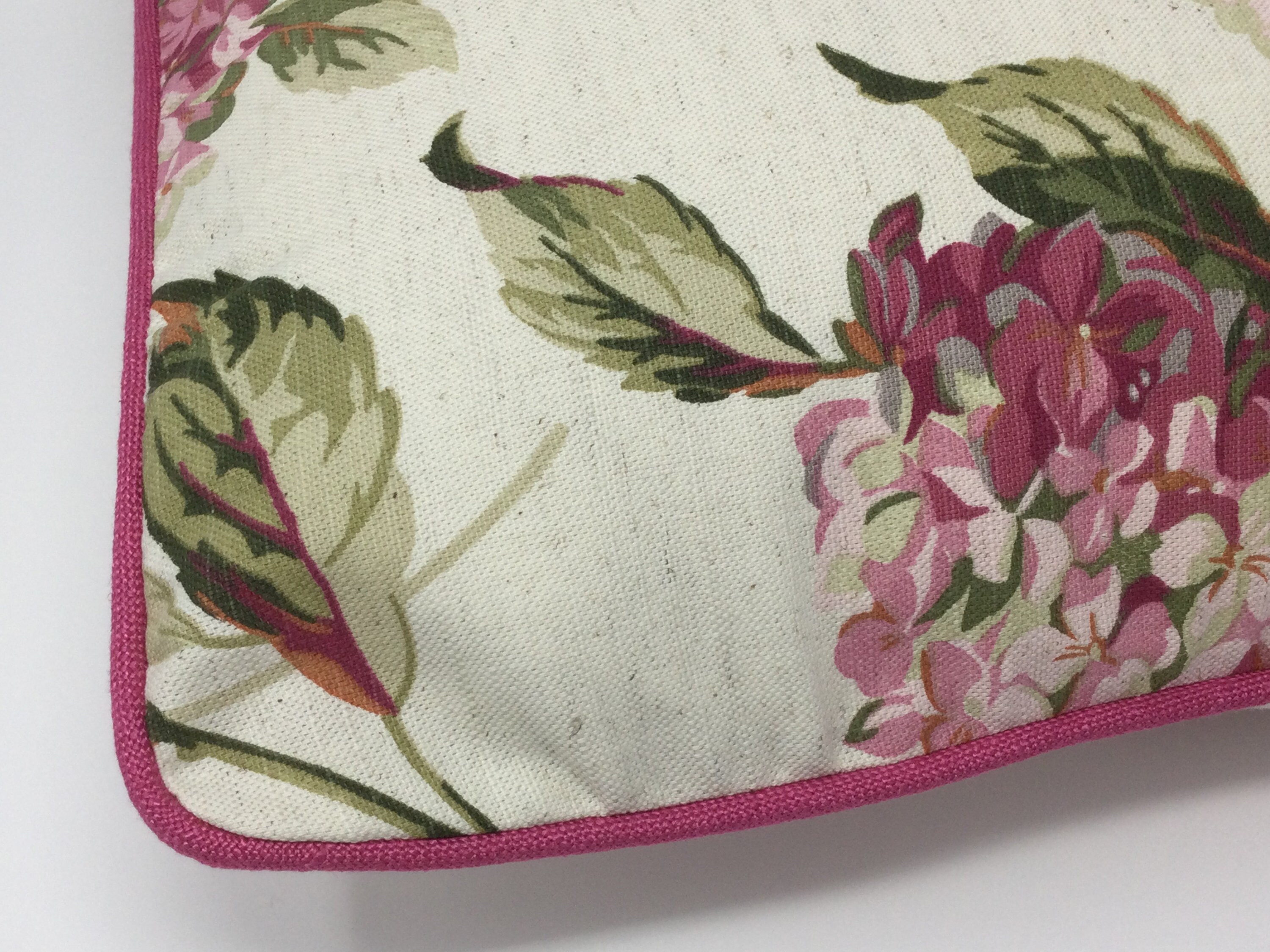 16 Laura Ashley Hydrangea Pink/natural Fabric Double Sided Cushion ...
