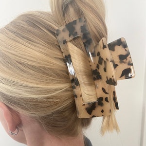 Medium 4 Inch Hair Claw, Thick Hair Claw Clip / Tortoise Hair Clip - Etsy