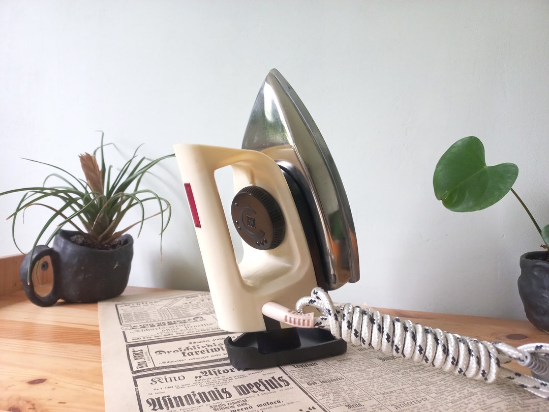 Vintage Iron Soviet Electric Iron USSR Iron Vintage Gift Brand - Etsy