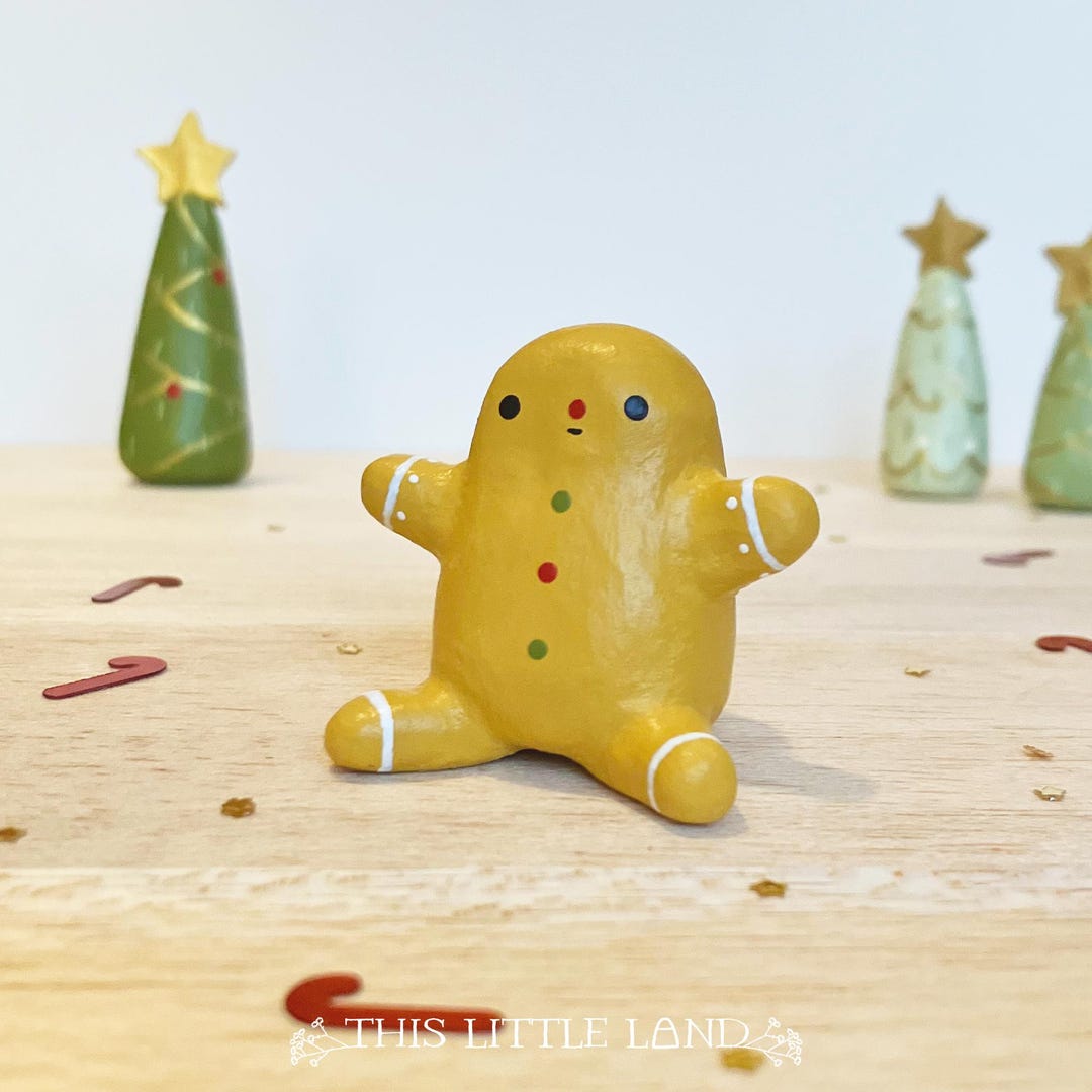 Little Gingerbread Man Desk Buddy | Light Brown | Gingerbread Figurine ...
