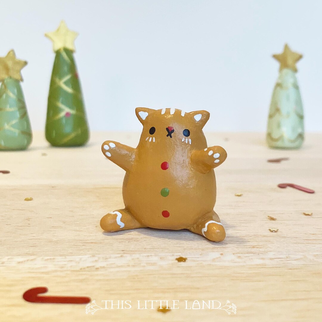 Little Gingerbread Cat Desk Buddy | Gingerbread Figurine | Clay ...
