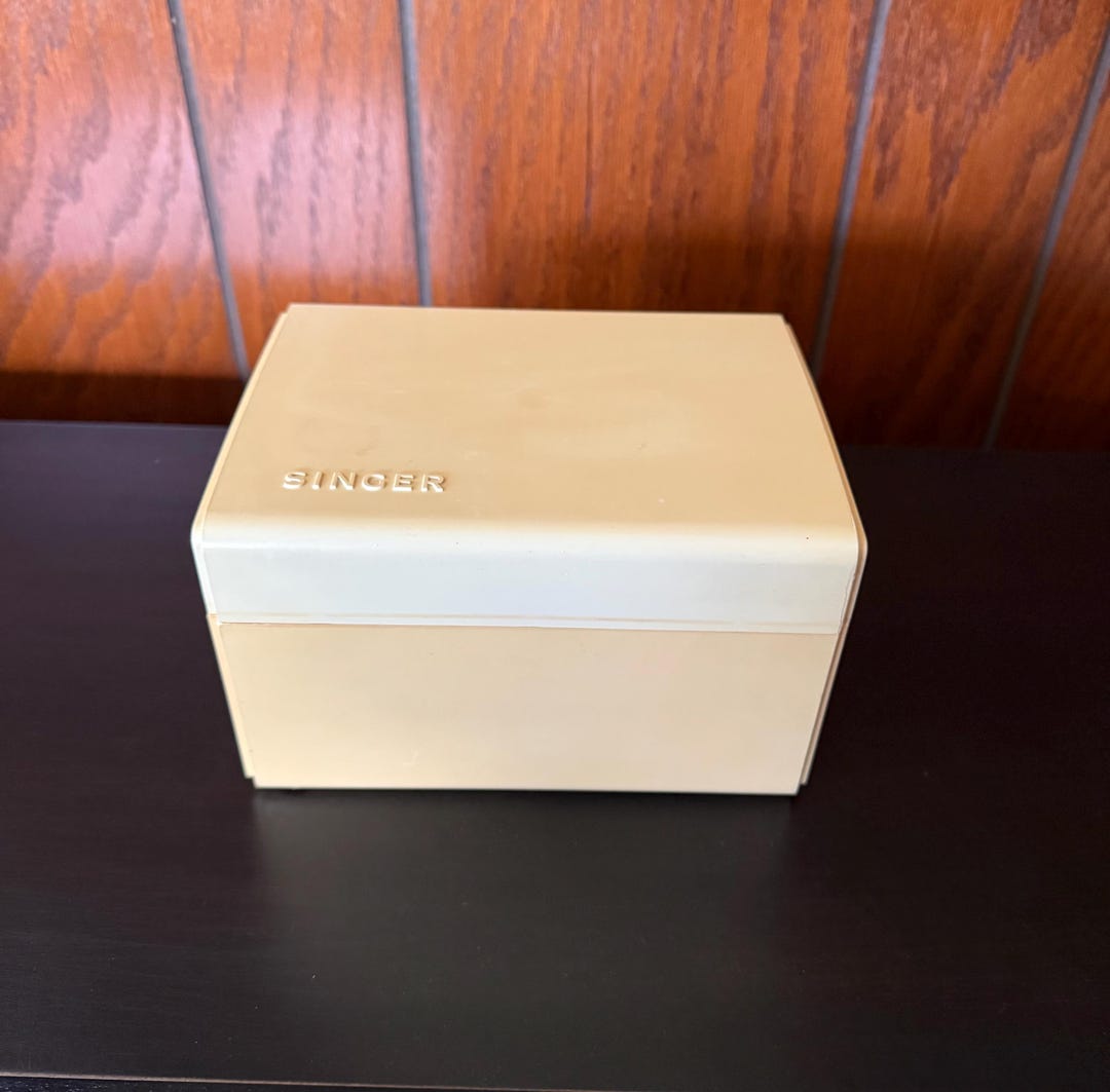 Plastic Singer Box With Sewing Machine Accessories and Attachments ...