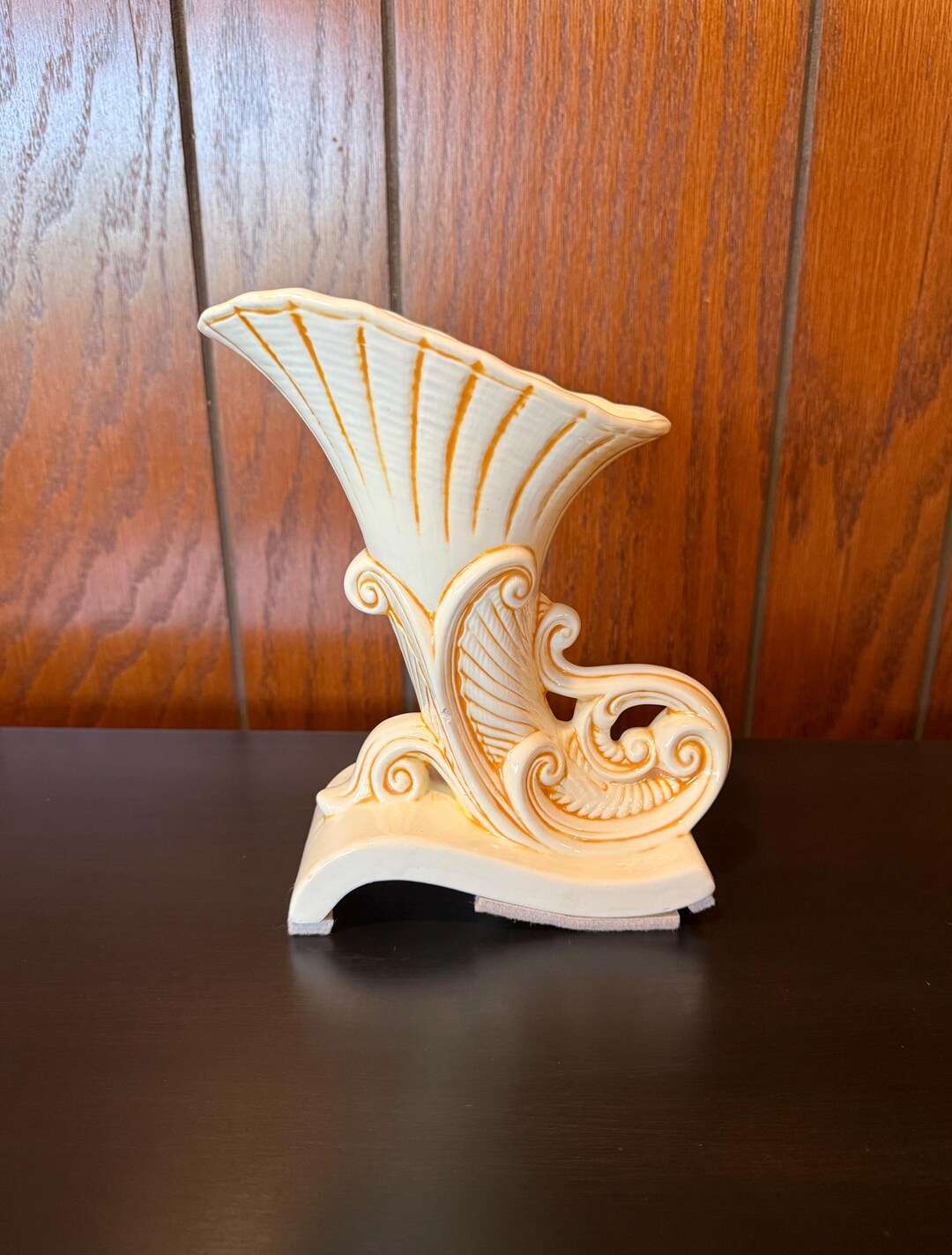 Holland Mold Ceramic Cornucopia Vase - Off-white With Light Orange ...