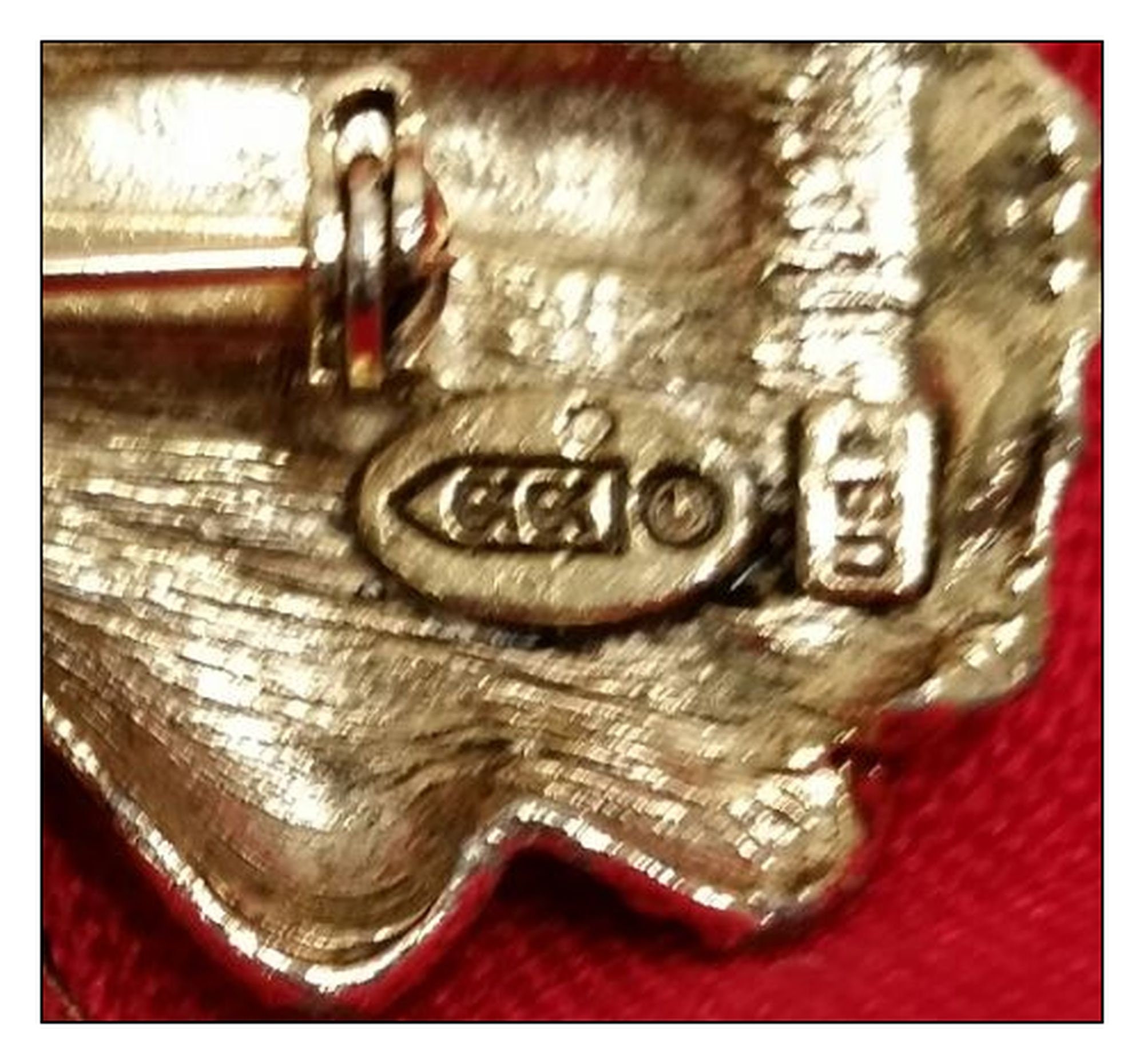 Robyn Rush RR Guardian Angel Christmas Brooch Textured Gold - Etsy