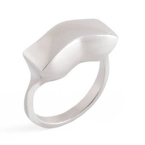 Minimalist Silver Ring, Unique Modern Statement Ring, Geometric Design ...
