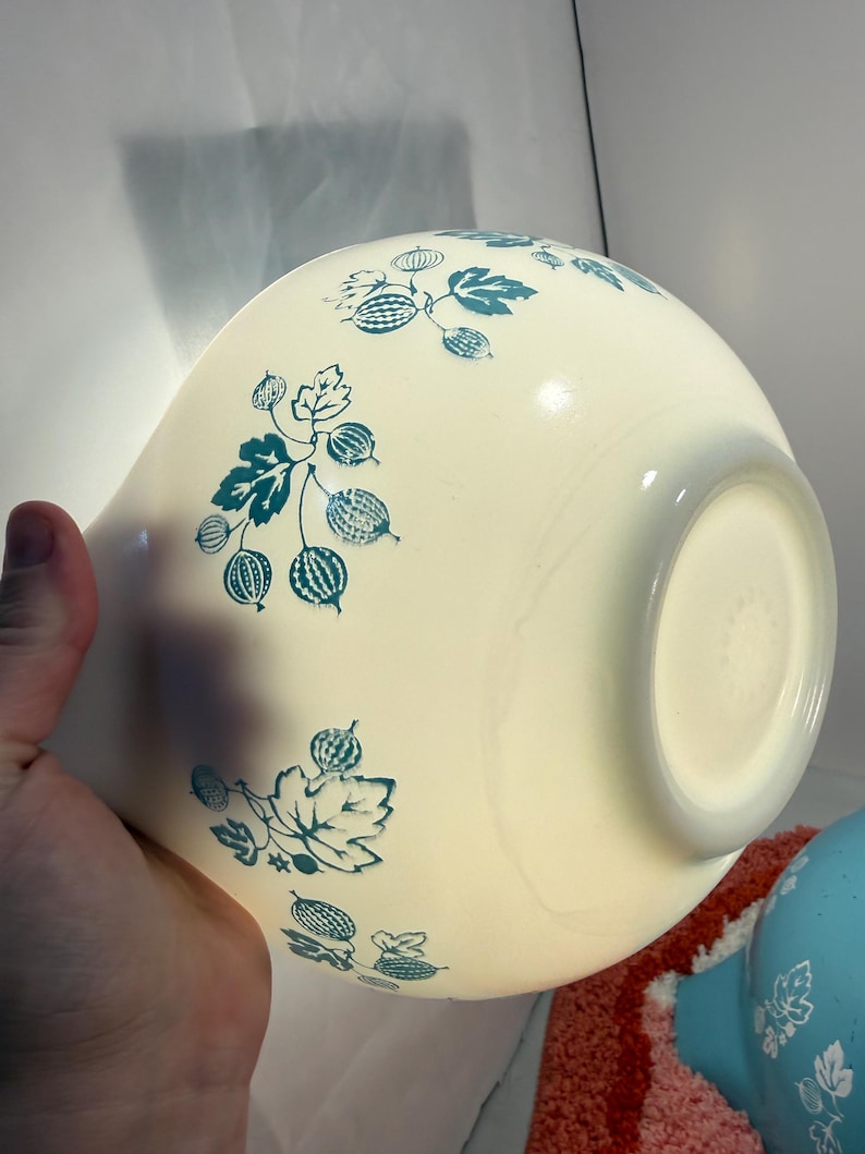 Vintage JAJ Pyrex England Turquoise Gooseberry Bowls 443 and 444 - Etsy