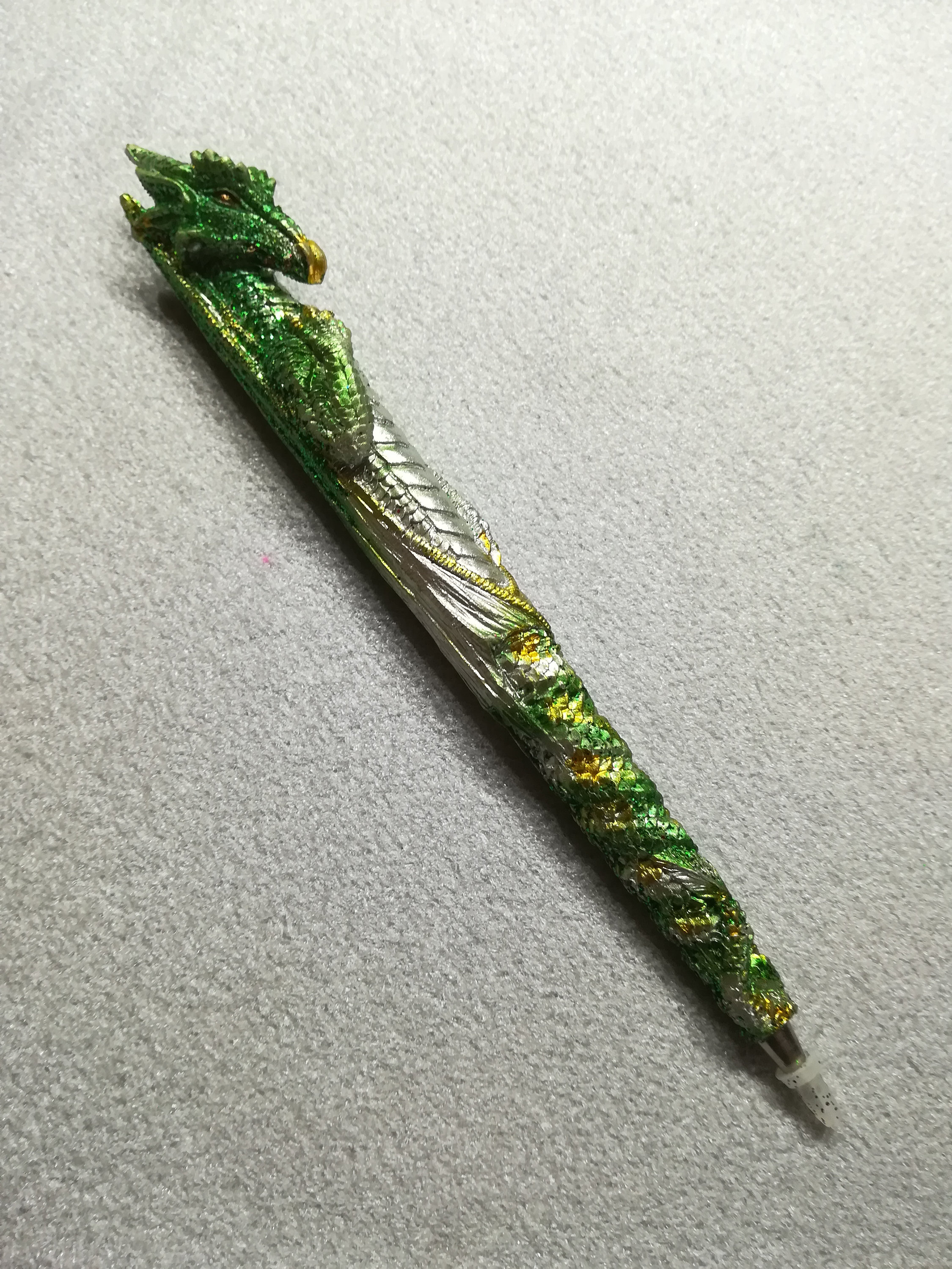 Enchanted Forest Dragon Pen Blue, Red, Green and Purple 4 Colors to ...