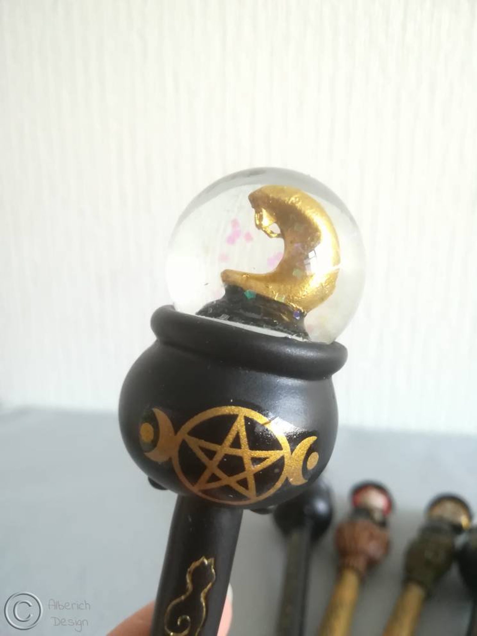 Magical Spell Pens - Spooky Witch Pens - Enchanted Cauldron Pens 16cm ...