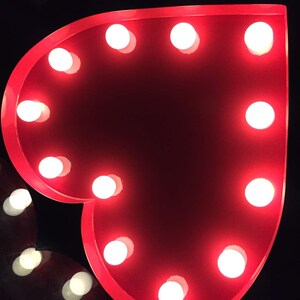 9" Metal Red Heart LED Metal Light up Love Sign Night Light Battery ...
