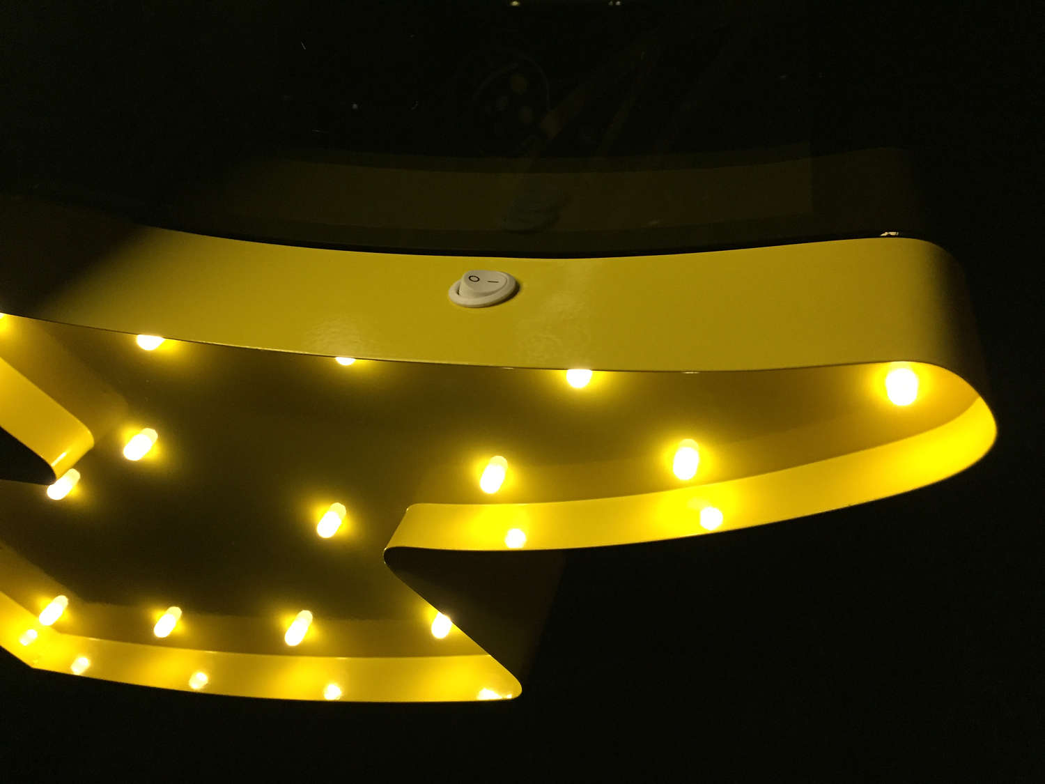 15 LED Light Yellow Thunder Flash Lighting Sign Battery - Etsy