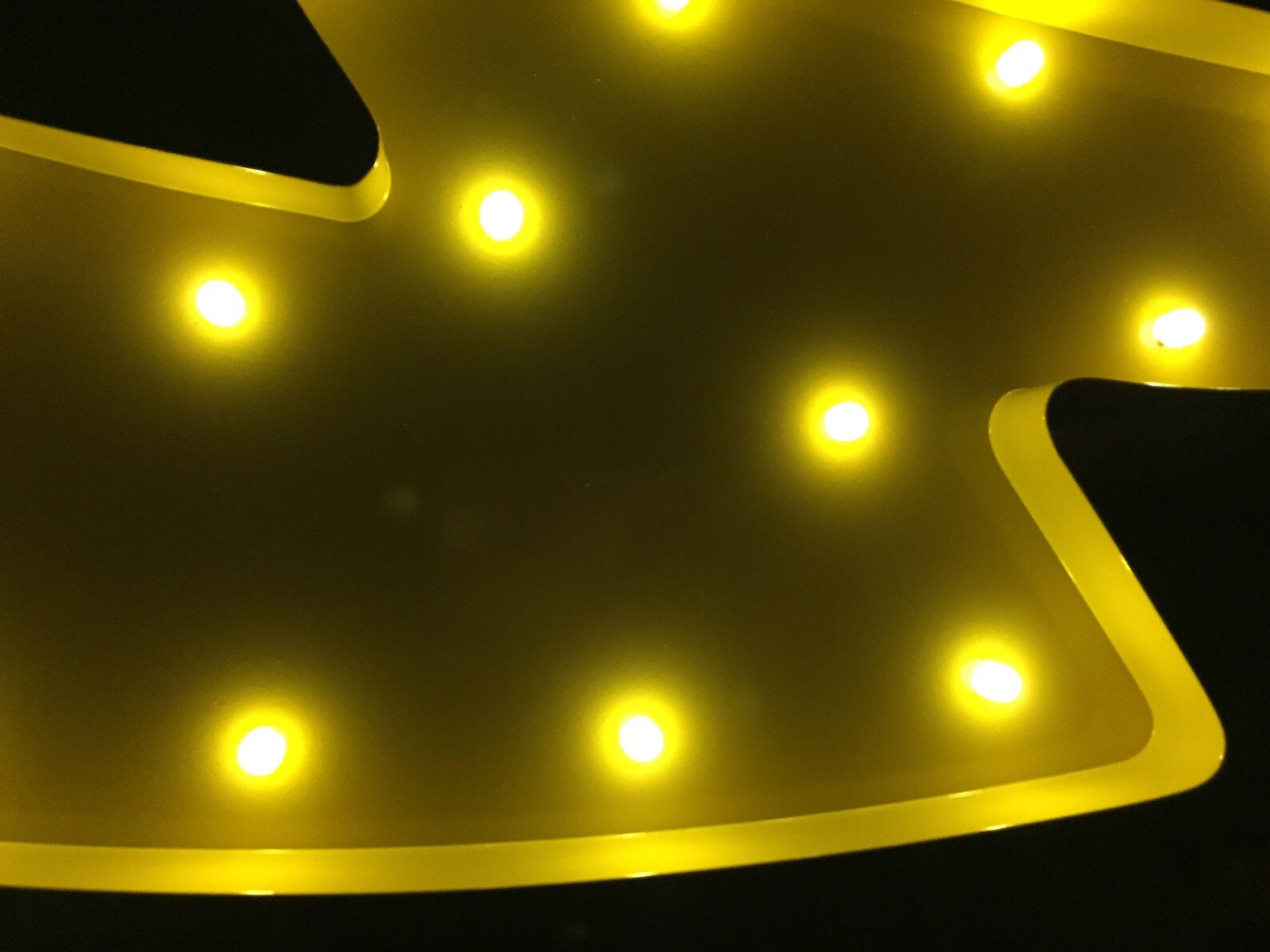 15 LED Light Yellow Thunder Flash Lighting Sign Battery - Etsy