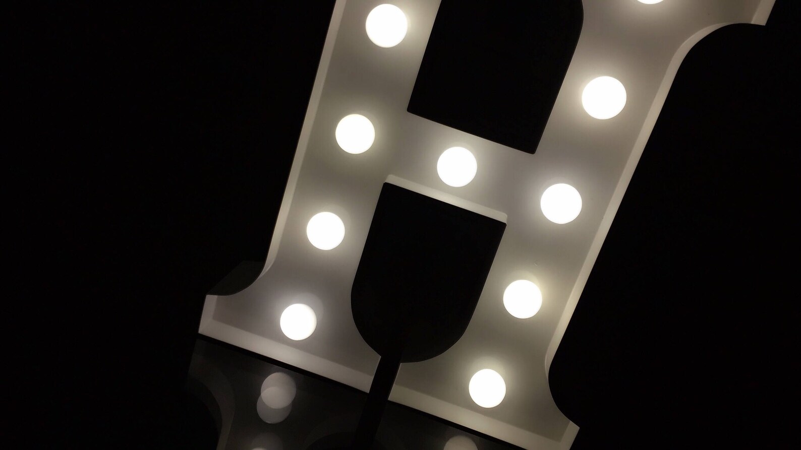 Hand Made Metal White H Marquee Letter Light 9"height Light up Alphabet ...