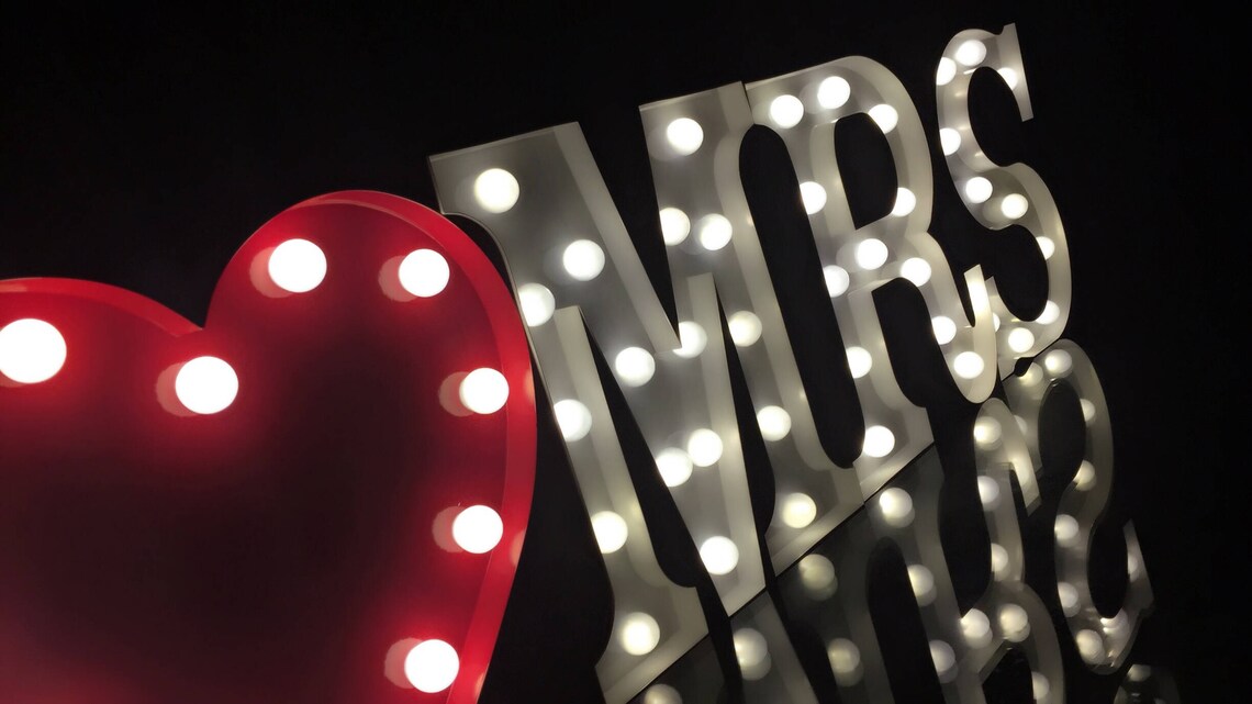 Metal Hand Made 9white Light up MR MRS Red/pink Heart Light - Etsy