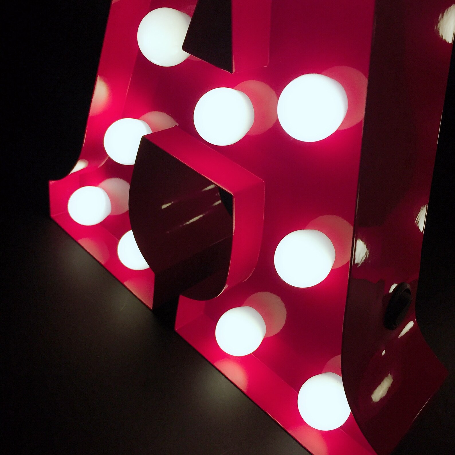 9metal Handmade A-Z Red Letters Light up Alphabet - Etsy