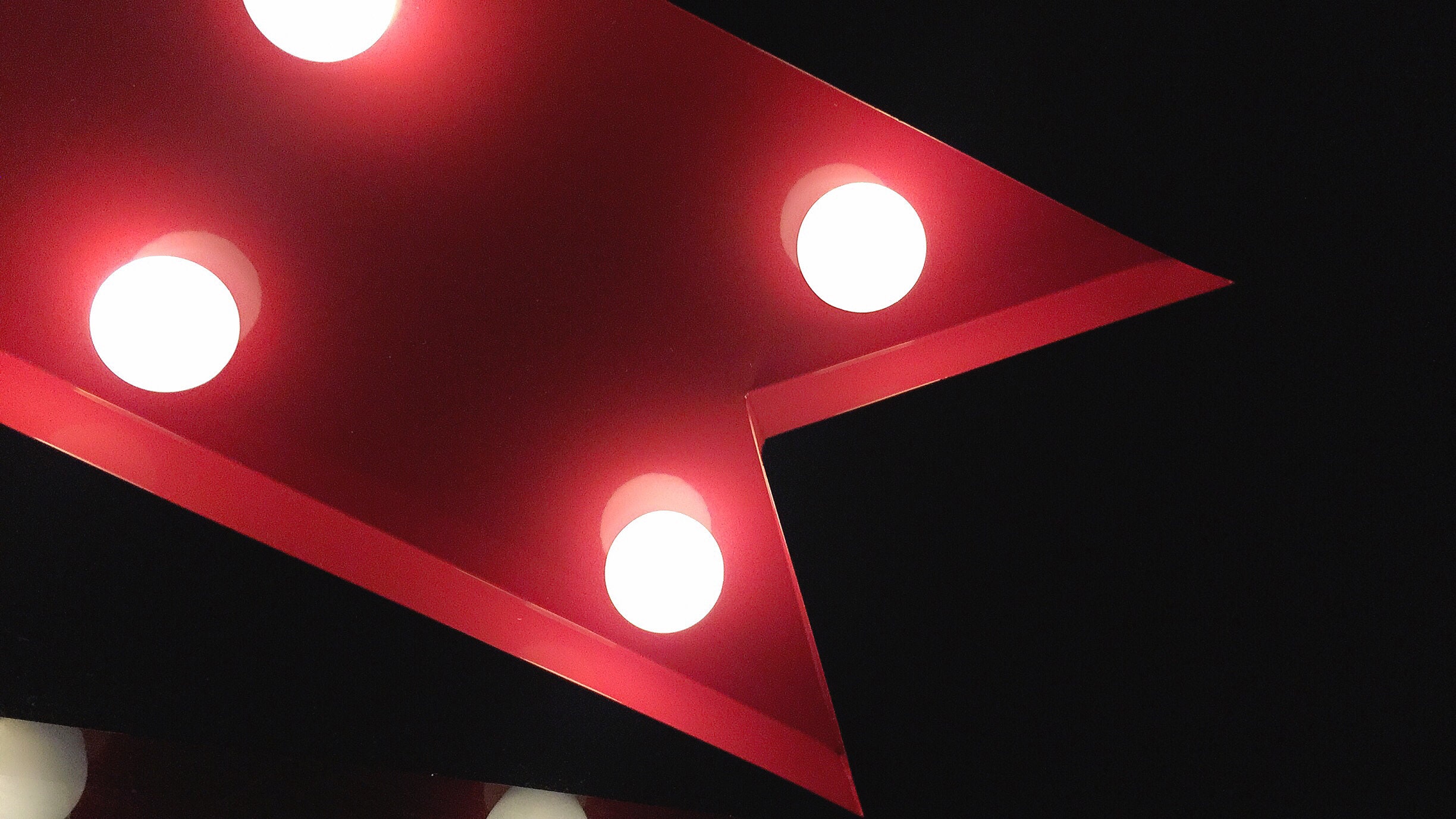 12" Metal Red Arrow Light Arrow Sign Marquee Signs Battery Powered Home ...