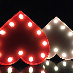 9" Metal Red Heart LED Metal Light up Love Sign Night Light Battery ...