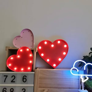 9" Metal Red Heart LED Metal Light up Love Sign Night Light Battery ...
