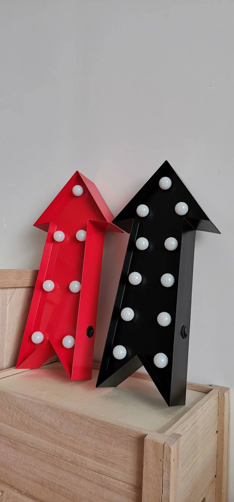 12" Metal Red Arrow Light Arrow Sign Marquee Signs Battery Powered Home ...