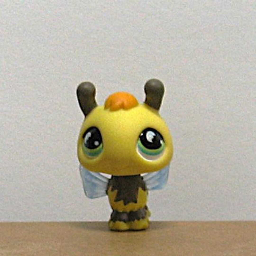 LPS Littlest Pet Shop Authentic Vintage 2008, Cute Standing/flying ...