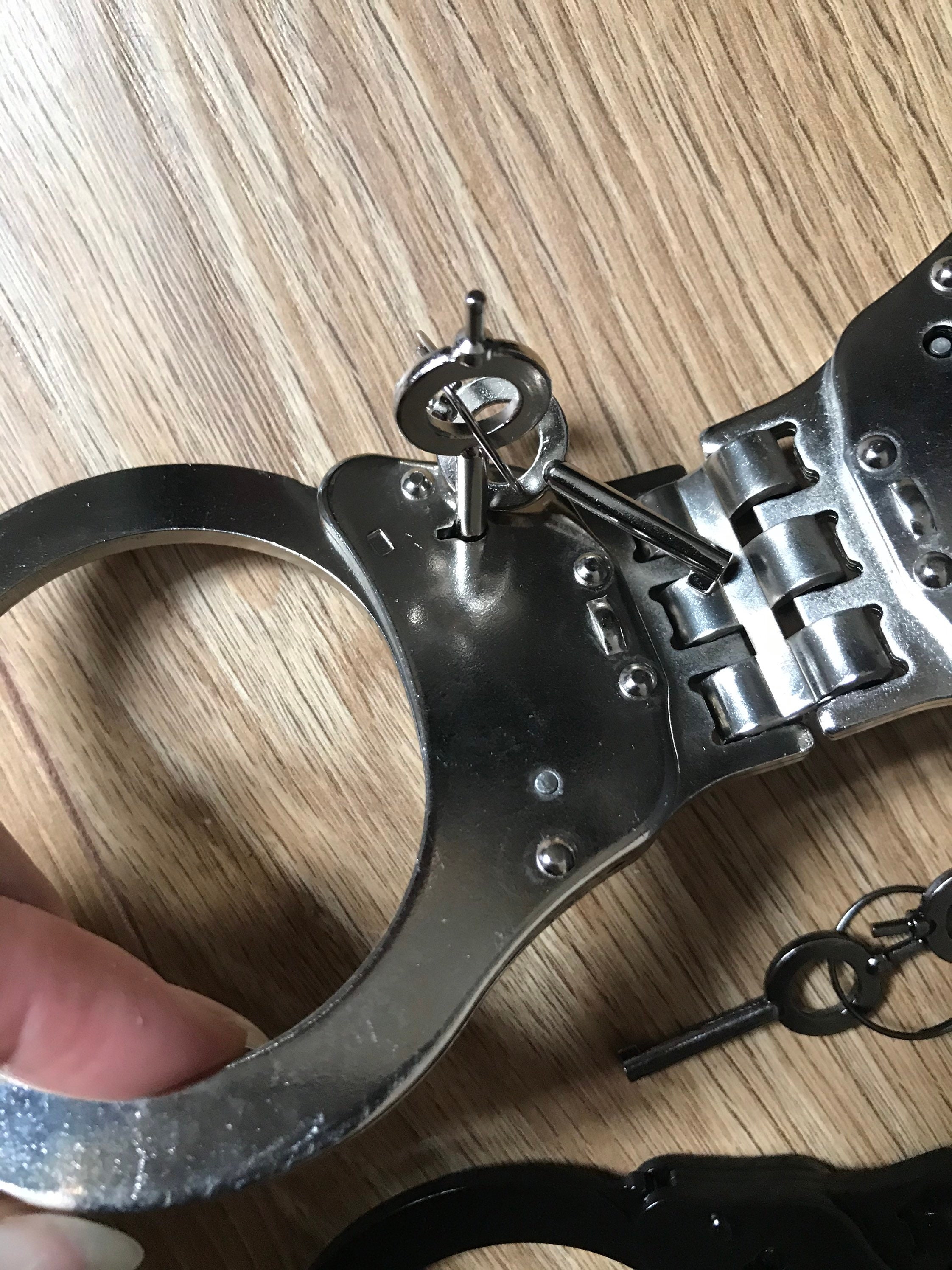 Police Hinged Handcuffs Heavy Duty Metal Restraints Bondage Cuffs Bdsm ...