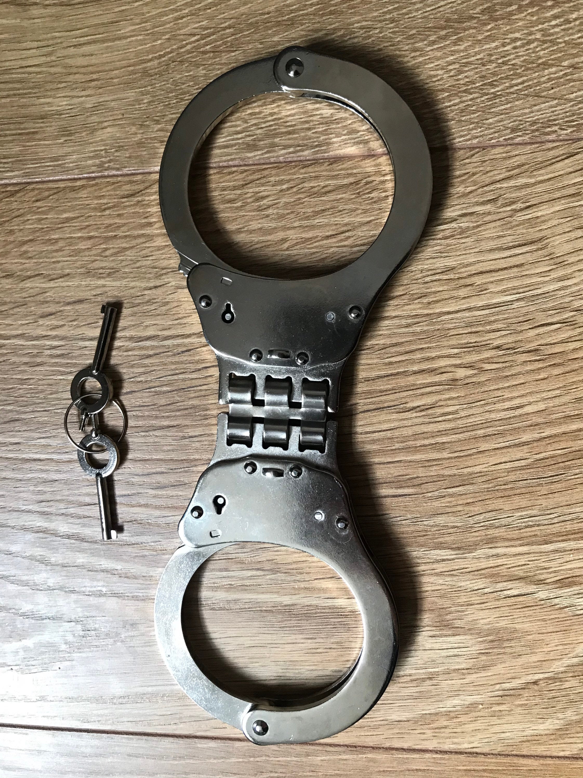 Police Hinged Handcuffs Heavy Duty Metal Restraints Bondage Cuffs Bdsm ...