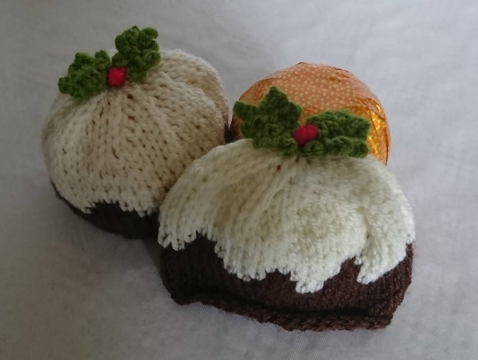 Digital Knitting Pattern: Christmas Pudding Chocolate Orange Cover ...