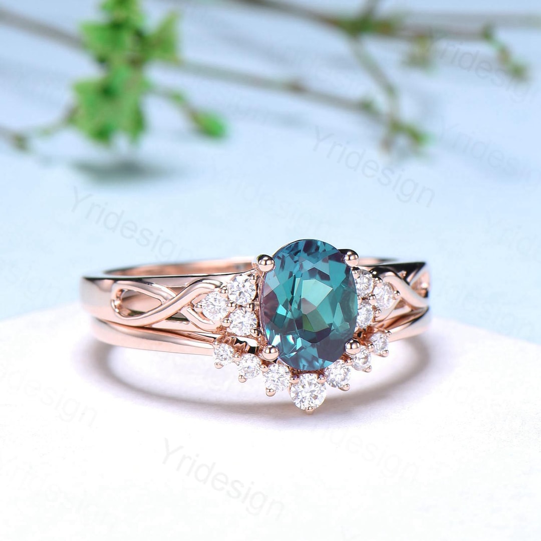 Vintage Oval Cut Alexandrite Ring Set Celtic Knot Alexandrite ...