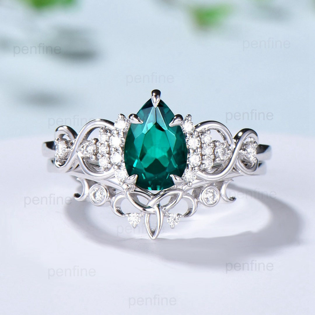 Celtic Love Emerald Wedding Set Vintage Emerald Engagement Ring Set ...