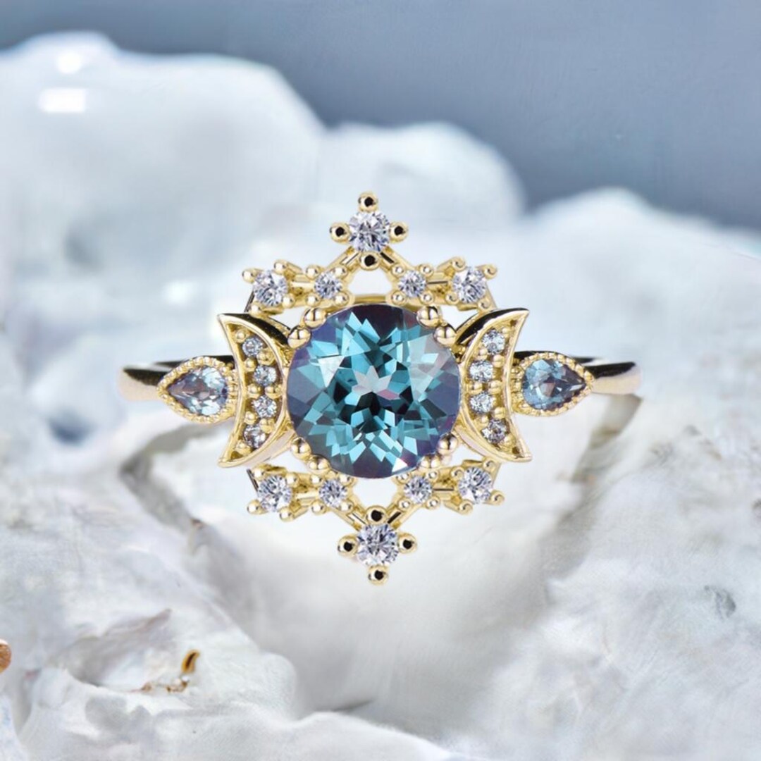Unique Alexandrite Engagement Ring Fancy Crescent Moon Color Change ...