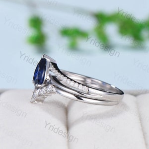 Vintage Sapphire Wedding Set Pear Shaped Sapphire Engagement Ring Crown ...