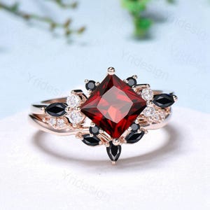 Vintage 2CT Princess Cut Garnet Engagement Ring Set Cluster Black ...