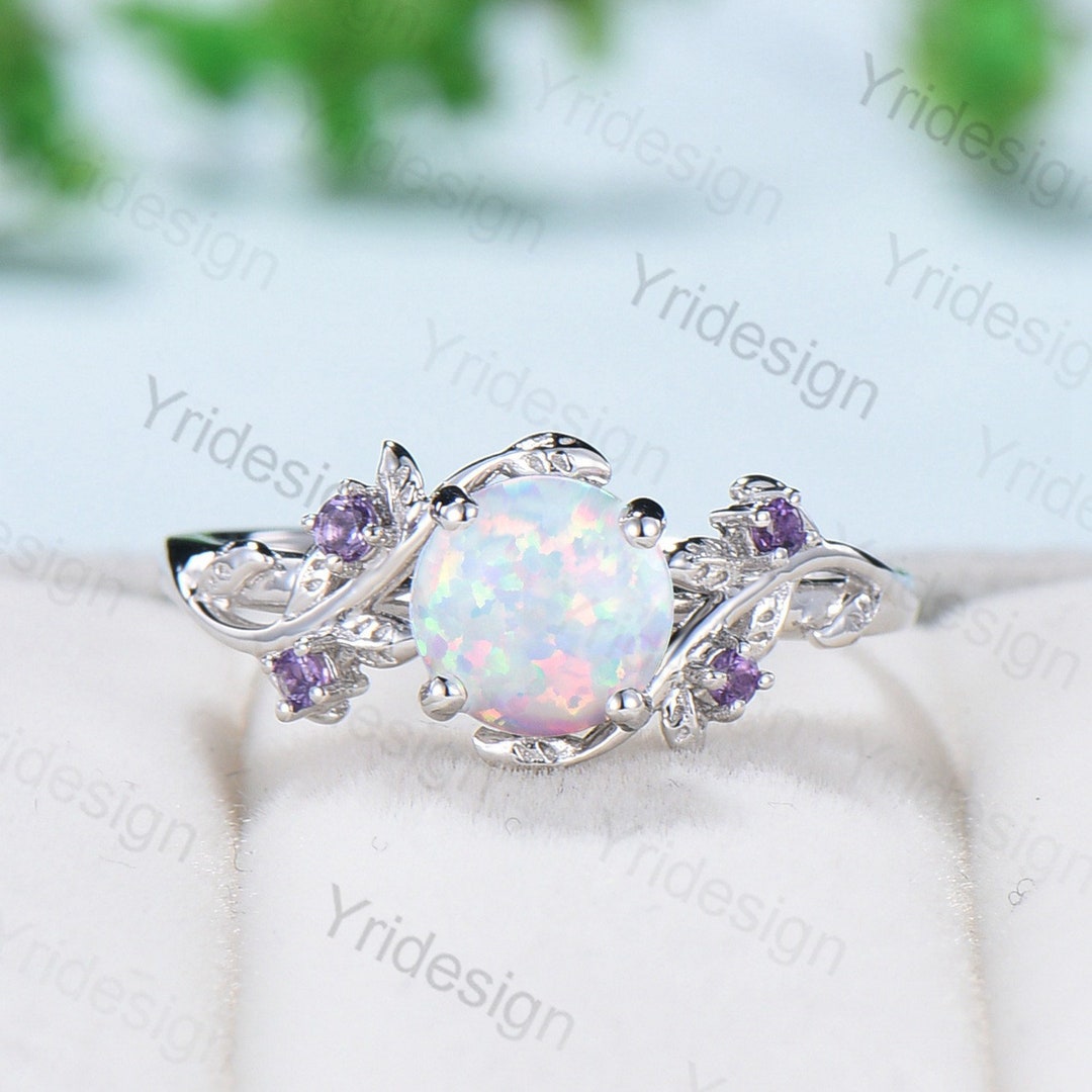Elegant Opal Engagement Ring Vintage Unique 1CT Round Fire Opal Ring ...